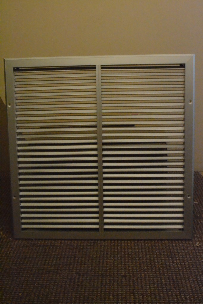 Aluminum Fixed Blade Grille | Kenworth H&V